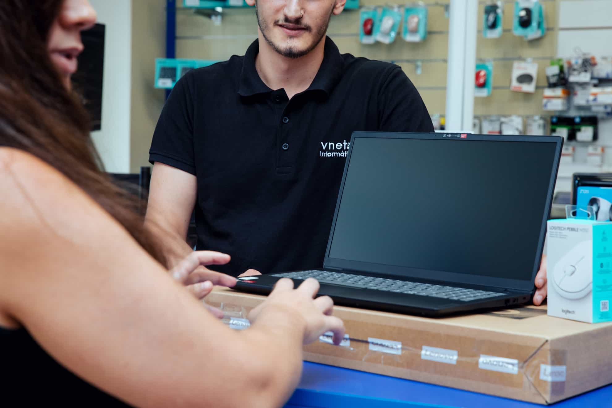 Instalación y mantenimiento informático - VNet Informática